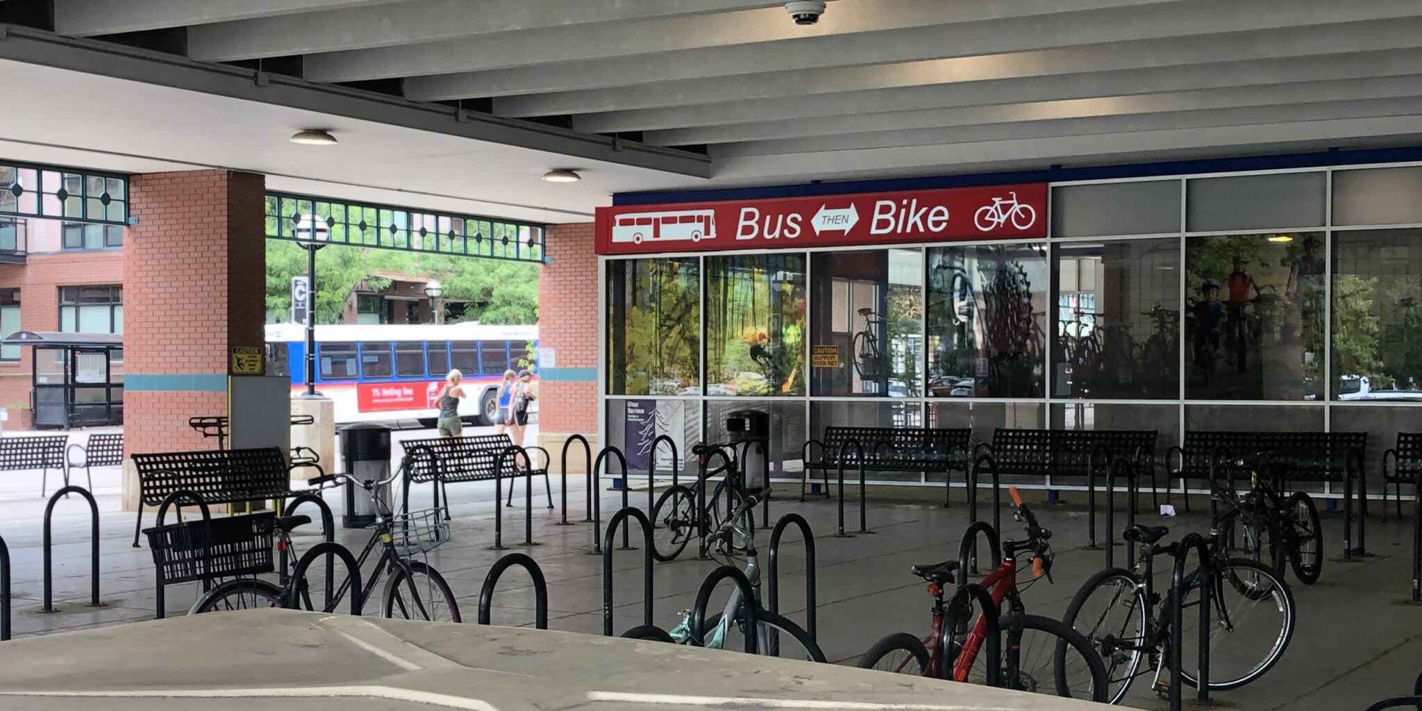 Boulder Bus Station - Greater Denver Transit